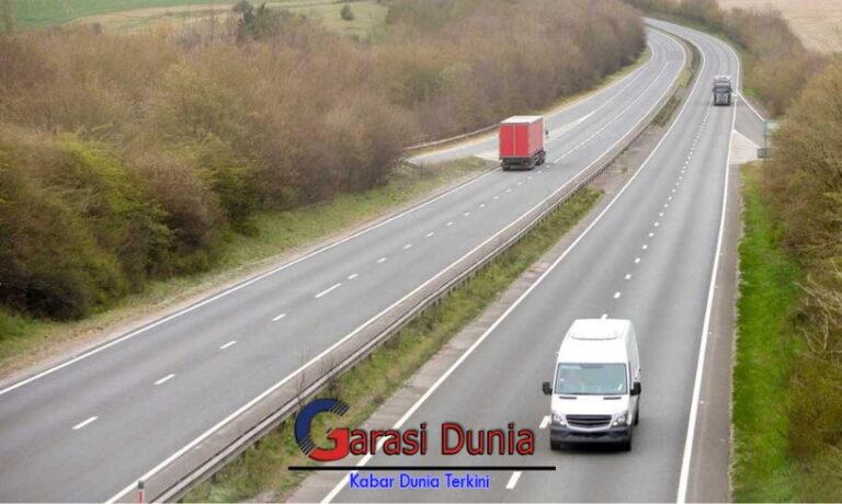 Inilah Beberapa Tips Mengemudi di Jalan Tol yang Aman Inilah Beberapa Tips Mengemudi di Jalan Tol yang Aman